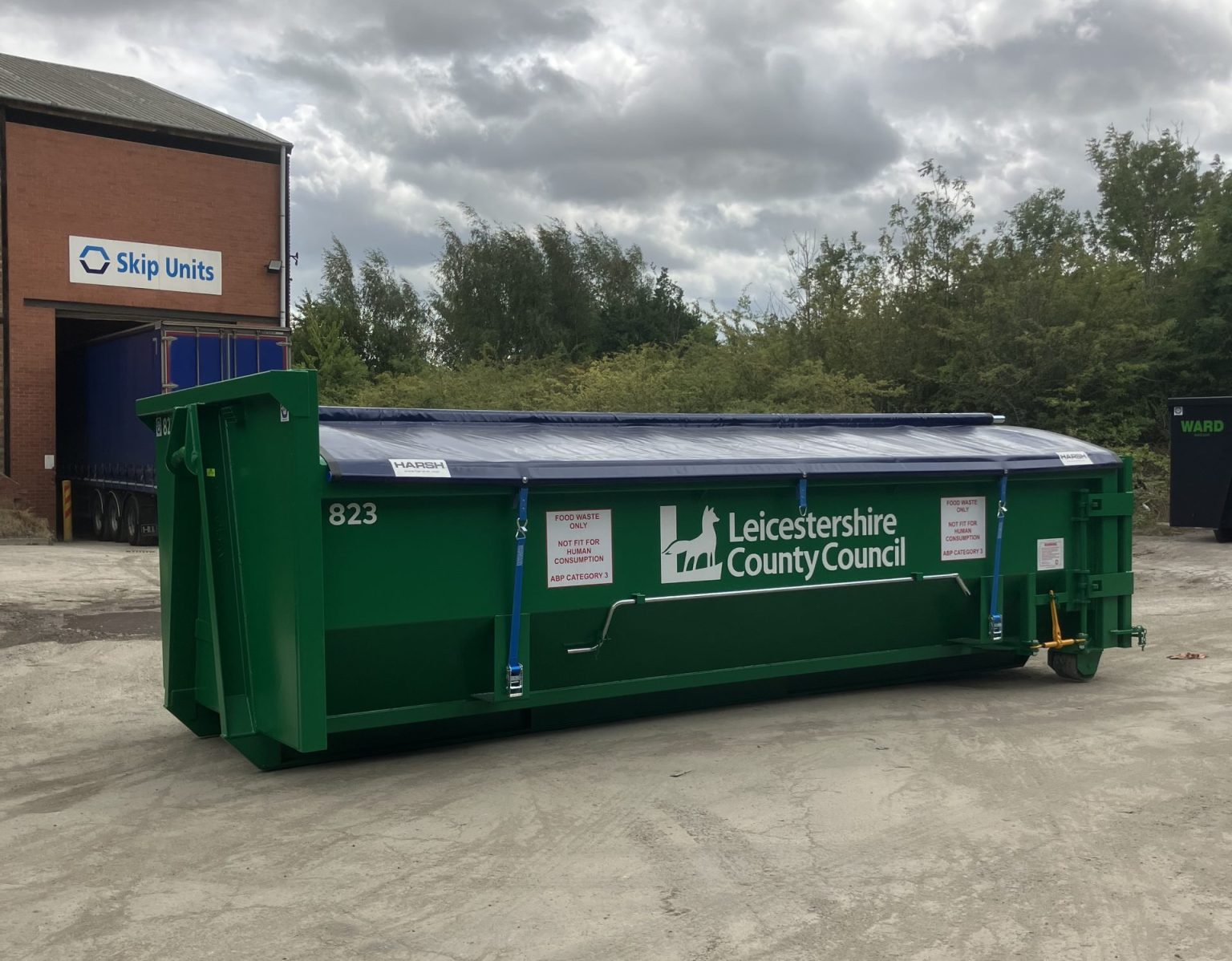 Simpler Recycling Reforms - Containers for food waste - Skip Units